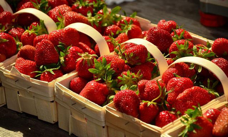 Fruit | Berry Flats Fruit Farms | Kingsley