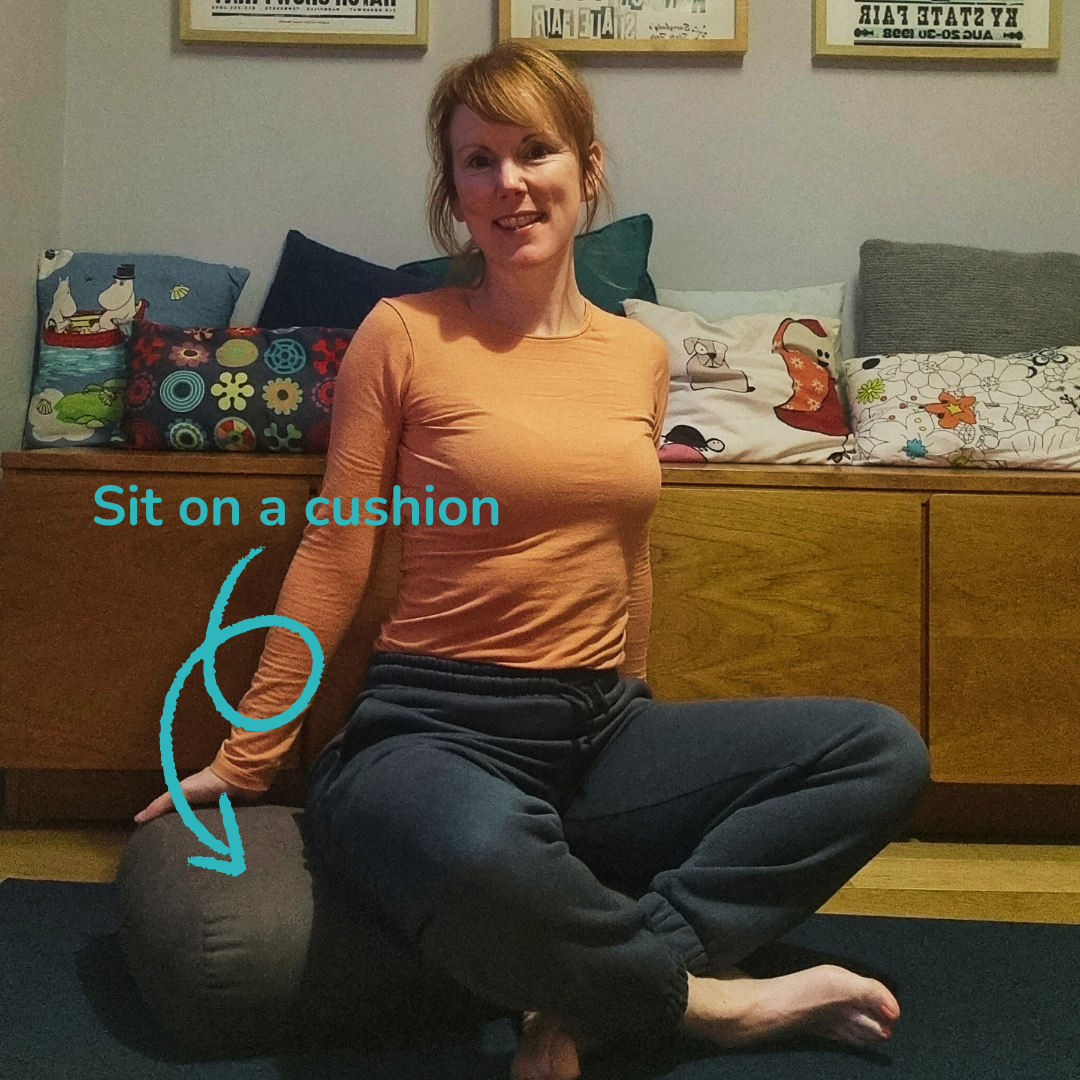 Sit comfortably: tips for sitting with crossed legs