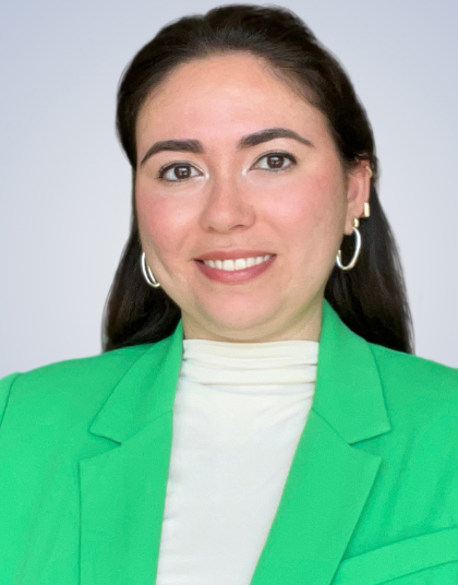 Emily Labandera | Excelencia in Education