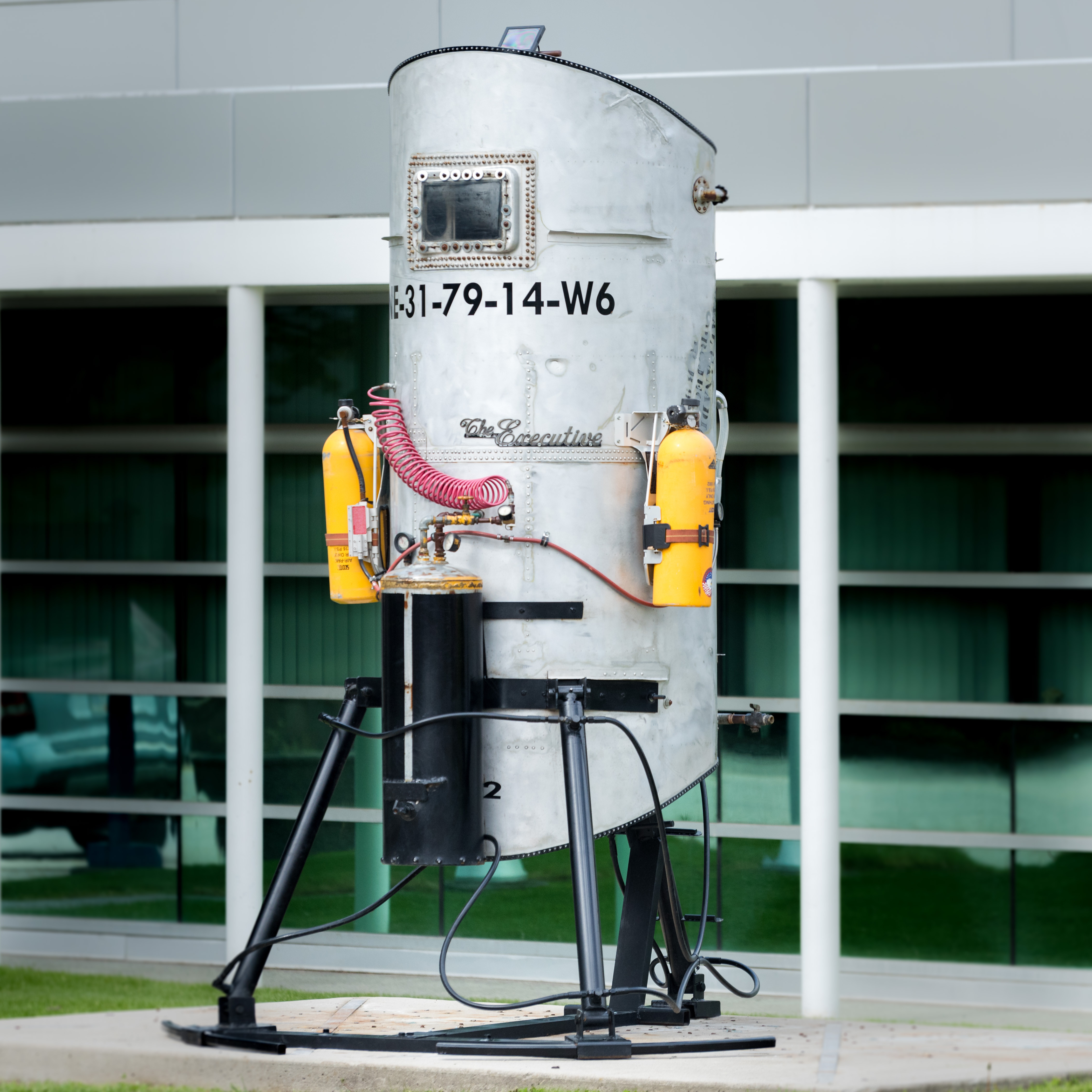 Life Pod - Executive