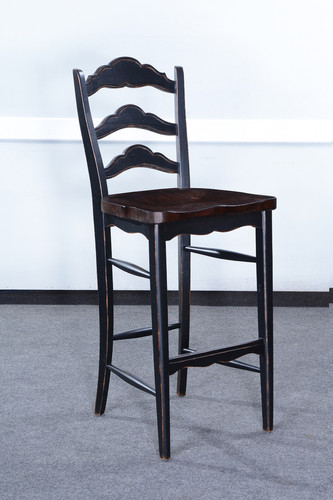 LR.75.B - Colonial Bar Stool | bgindustries