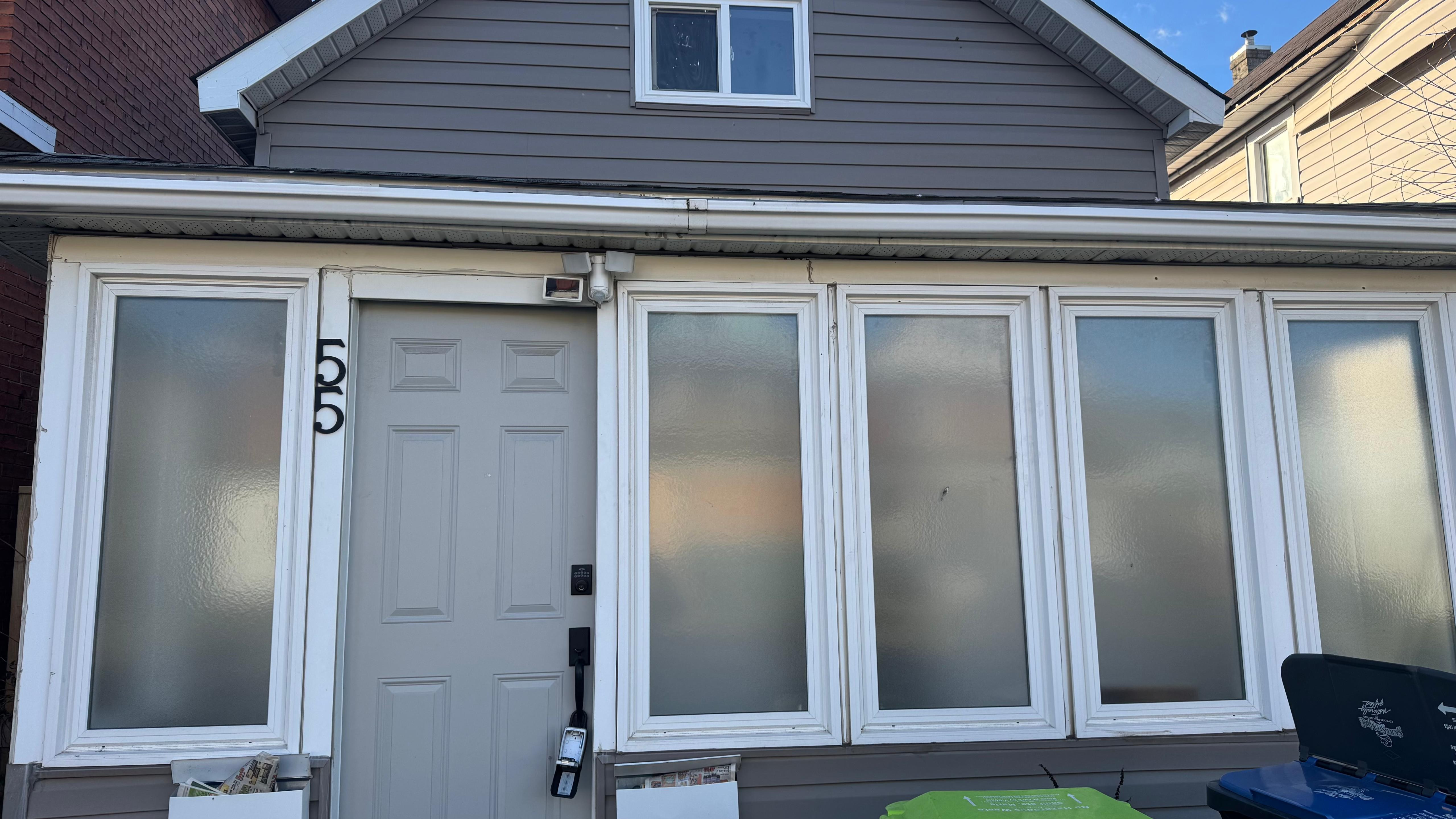 55 Cathcart St [Main Leval Unit]