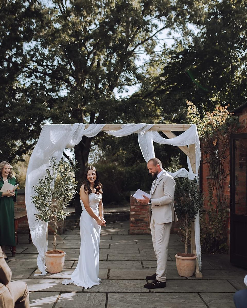 What Is a Civil Ceremony? Your Guide to a Meaningful, Personal Wedding ...