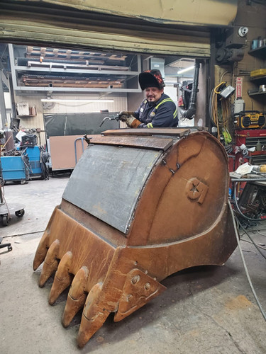 SOP - Maintenance of Excavator Buckets | OutsourceSafetyForms