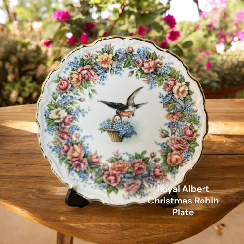 Royal Albert. Christmas Robin Plate | Leeds Vintage House