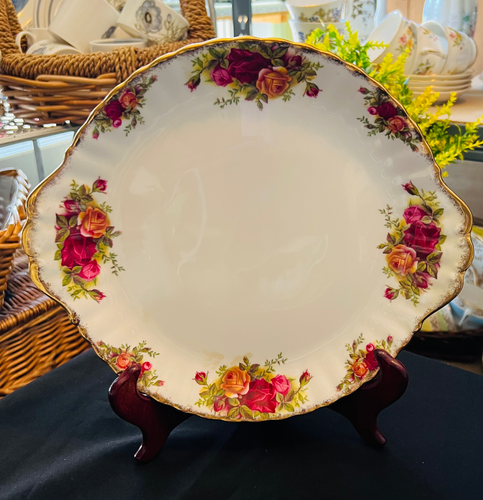 Royal Albert Old Country Roses Cake Plate | Leeds Vintage House