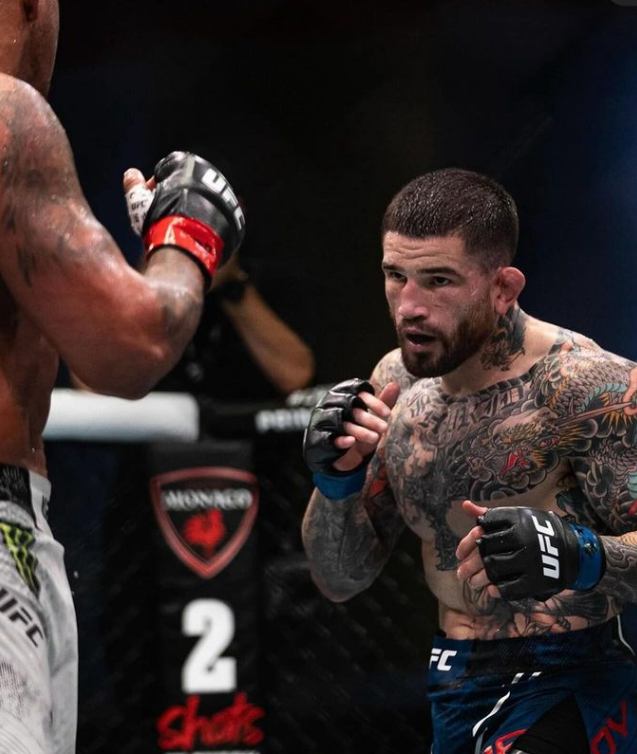 UFC : Sean Brady prend le scalp de Gilbert Burns et entre dans la cour ...