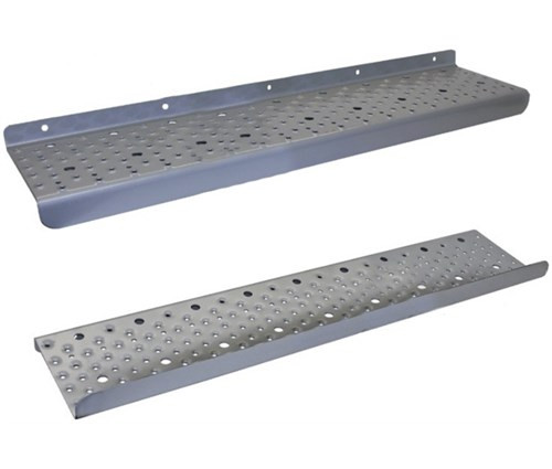 FREIGHTLINER M2 STEP - SILVER | SB Truck Parts