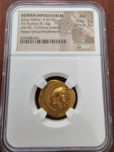 JULIUS CAESAR 44BC AUREUS AU 5/5 3/5 NGC | Newport Beach