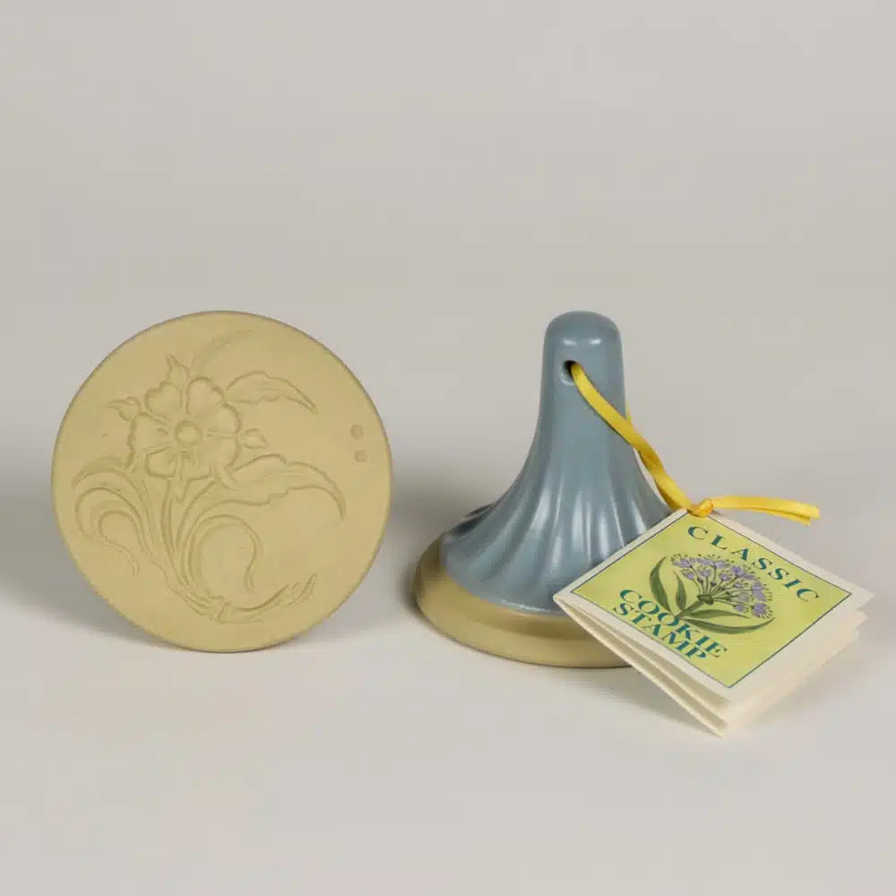 BB-1000STF04 Woodland Flower Shortbread Cookie Stamp by Brown Bag ...