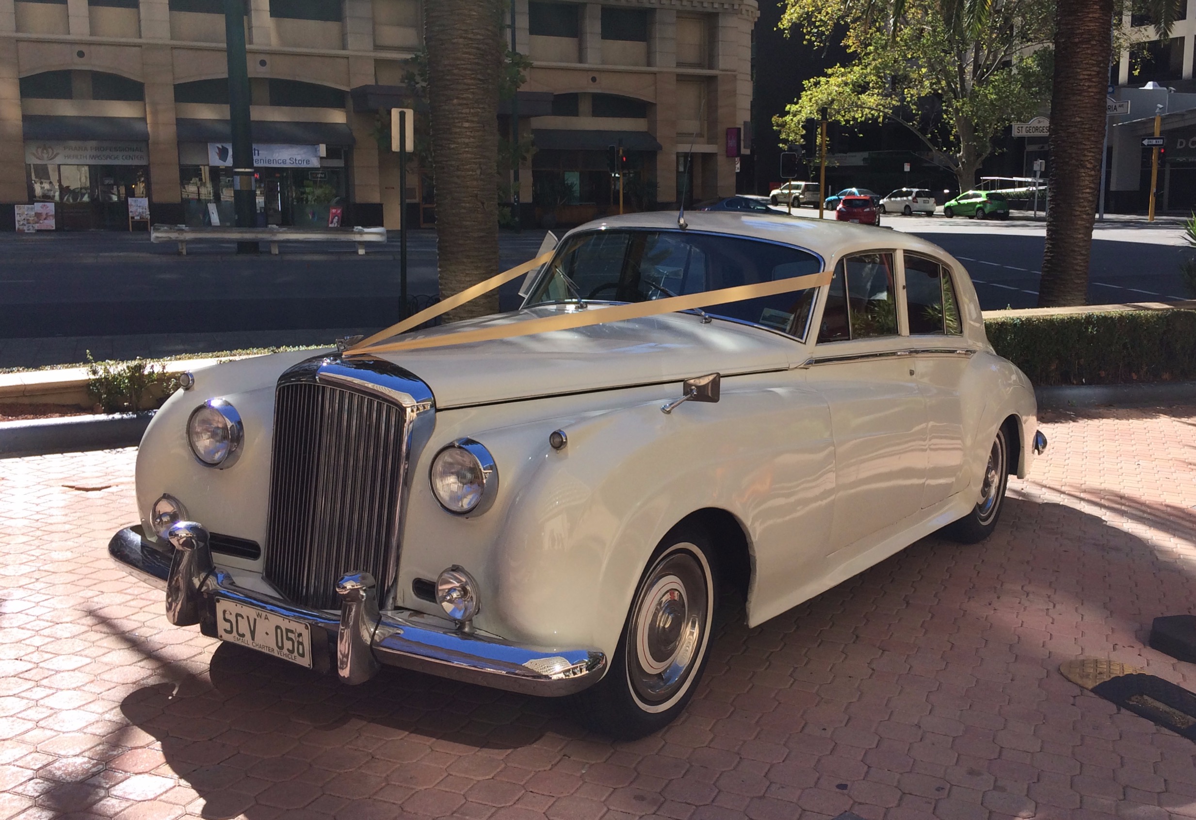 Kool Kombis | Perth Stretch Limo Hire