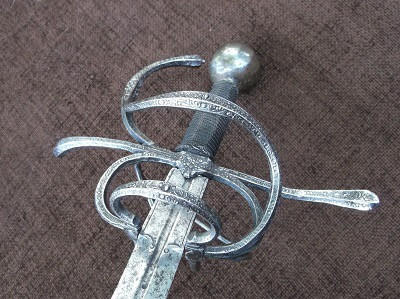 17th Century Swept Hilt Rapier | artandarms