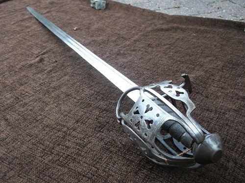 Scottish Baskethilt Backsword c.1700 | artandarms