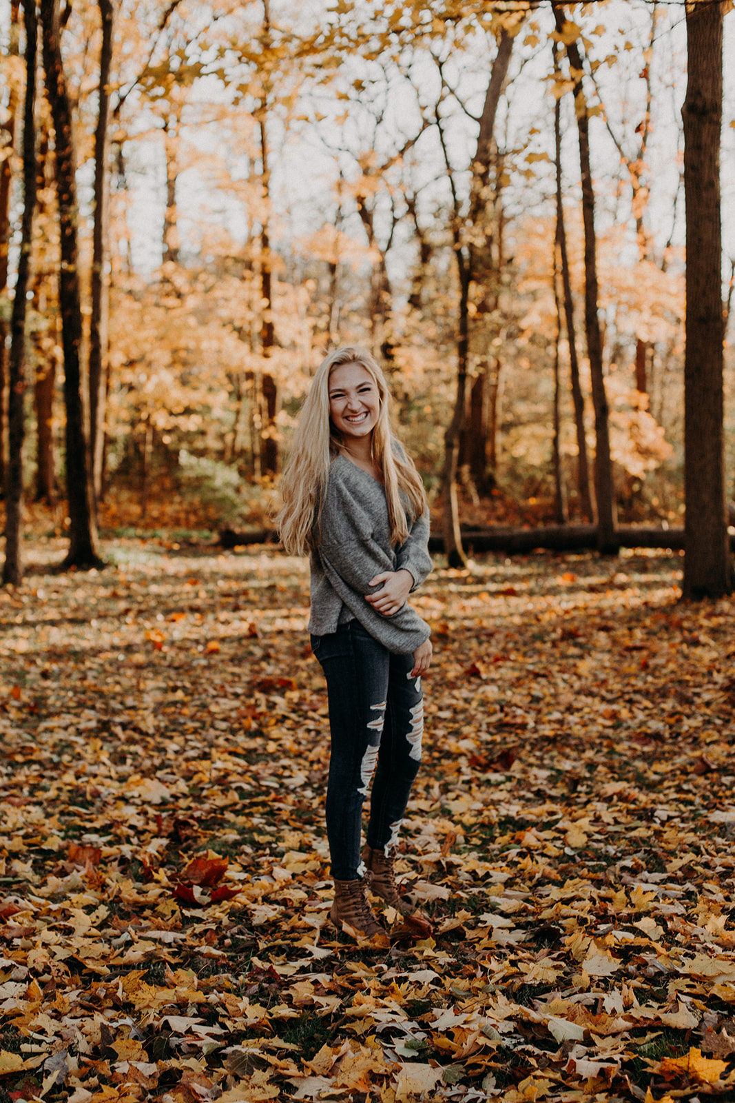 Golden Hour Fall Senior Session | Emily | Class of 2019
