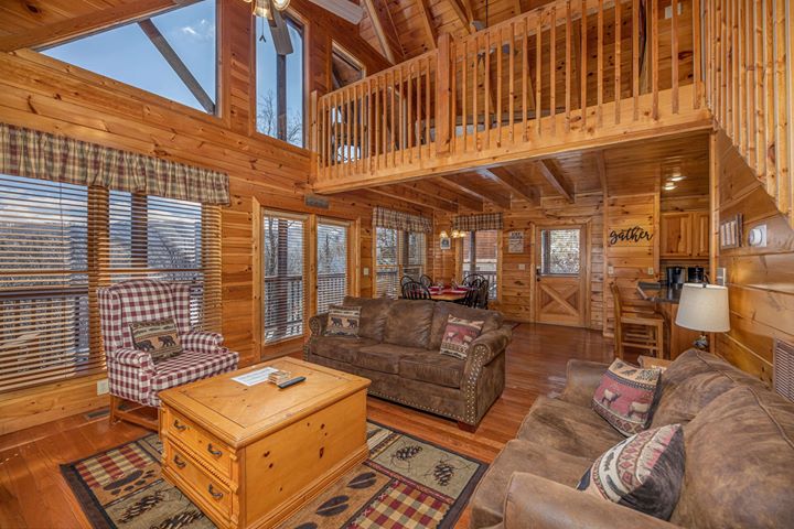 Pigeon Forge TN Cabin Mountain View| Highland Ridge Cabin