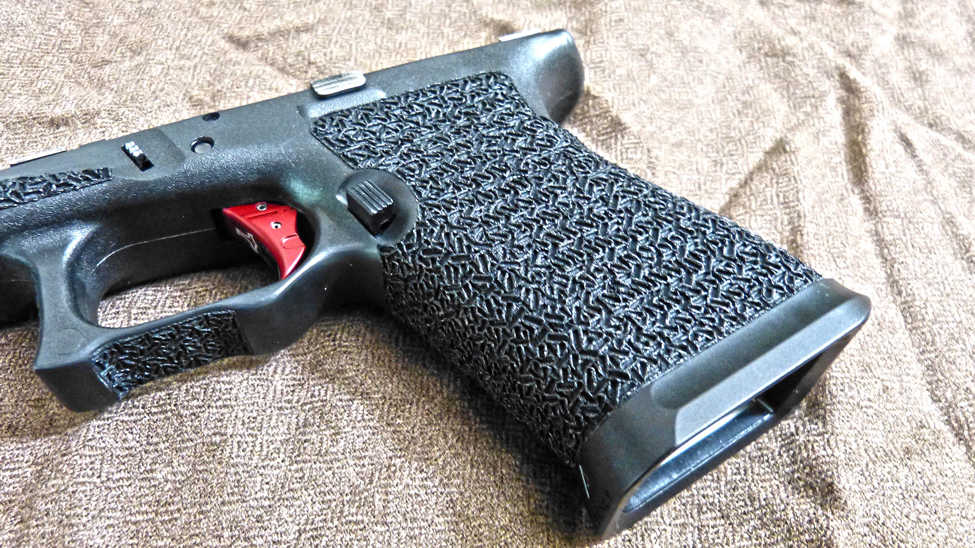 Why Stipple Your Glock 