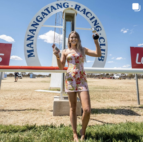 10-12 October: The Grainlander to Manangatang exploring either the ...