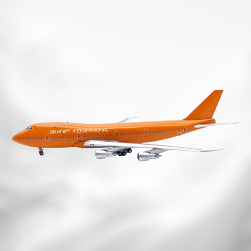 Braniff International Boeing 747-130 "Big Orange" | Flight Deck Models