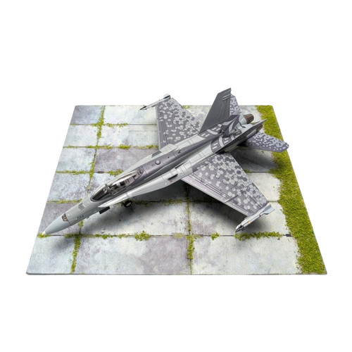 Deluxe Airfield Base 25cm x 20cm w/grass | Flight Deck Models