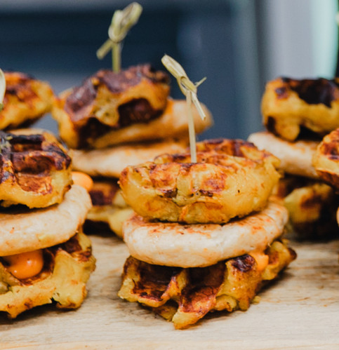 Mini plantain burger (chicken) - Pack of 5 | Karibu Mezani