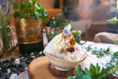 Coconut Bingsu (For one) | MANGO COCO