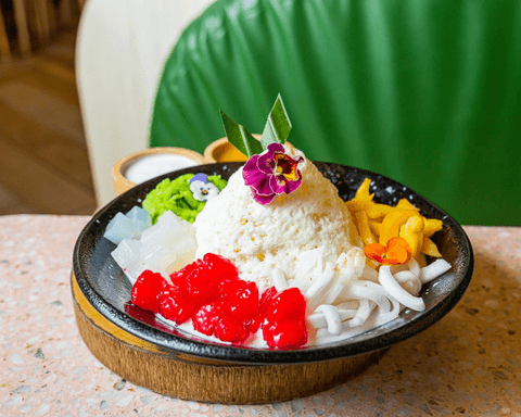 Coconut Ruam Mit Bingsu | MANGO COCO