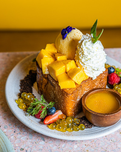 Mango Delight Toast | MANGO COCO