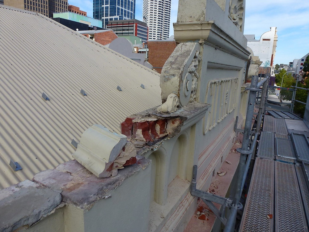 When buildings become dangerous