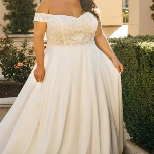 Plus-size Wedding Dresses | Brides Of Today | Quarryville