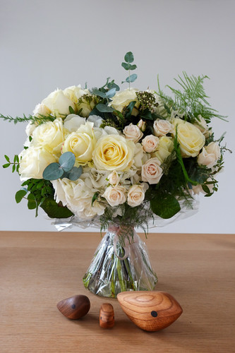 Malmö Luxury Flower Bouquet | Blomster Designs Flowers