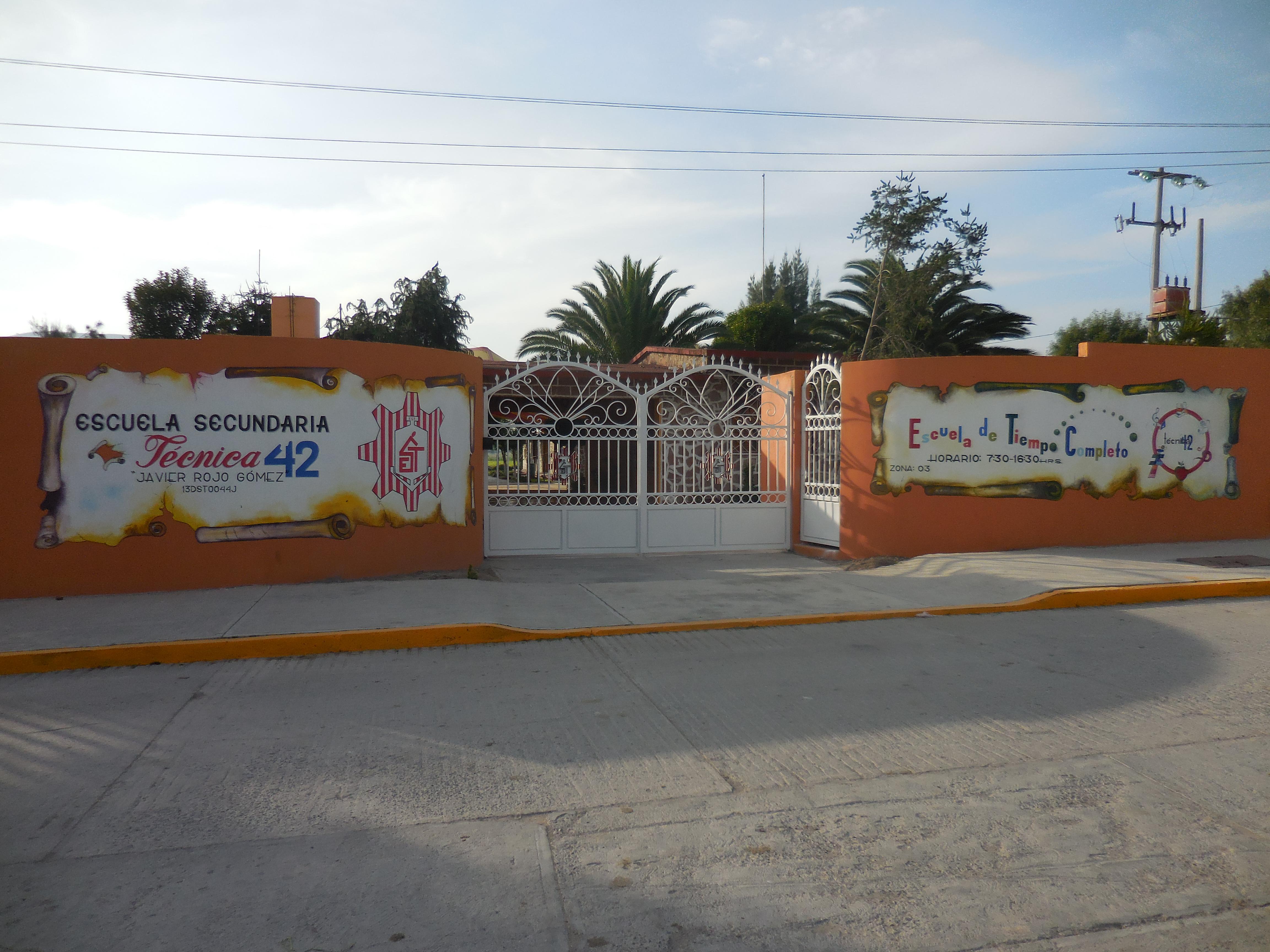 est42 | Biografia "Lic. Javier Rojo Gomez"