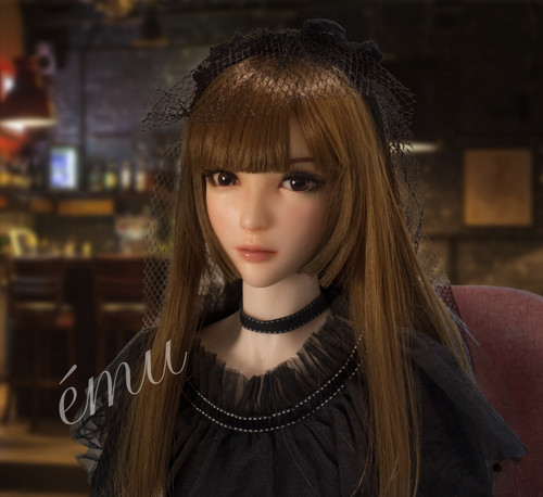 アイナ 102㎝ プラチナシリコン | ému