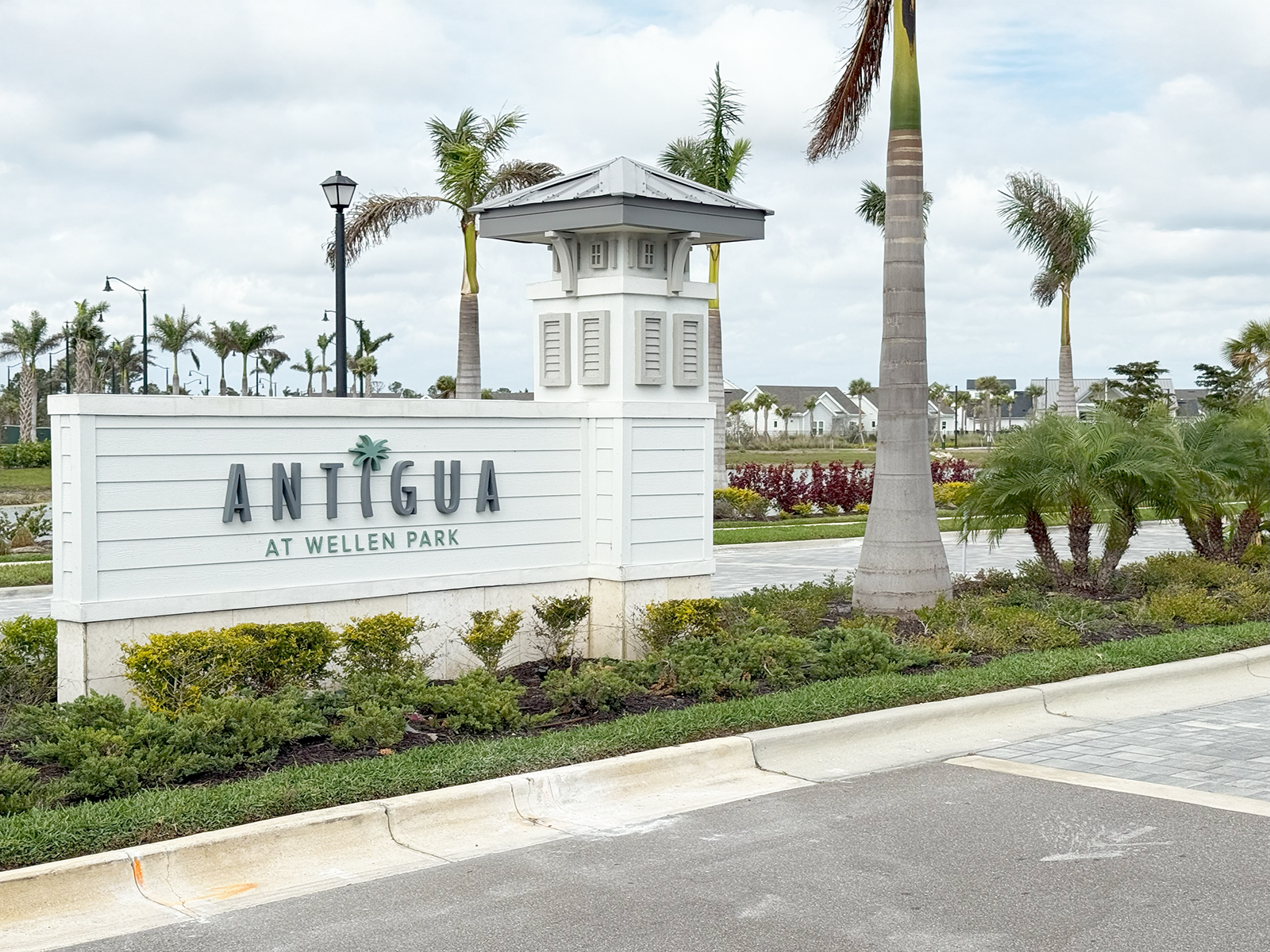 Antigua | Life in Wellen Park