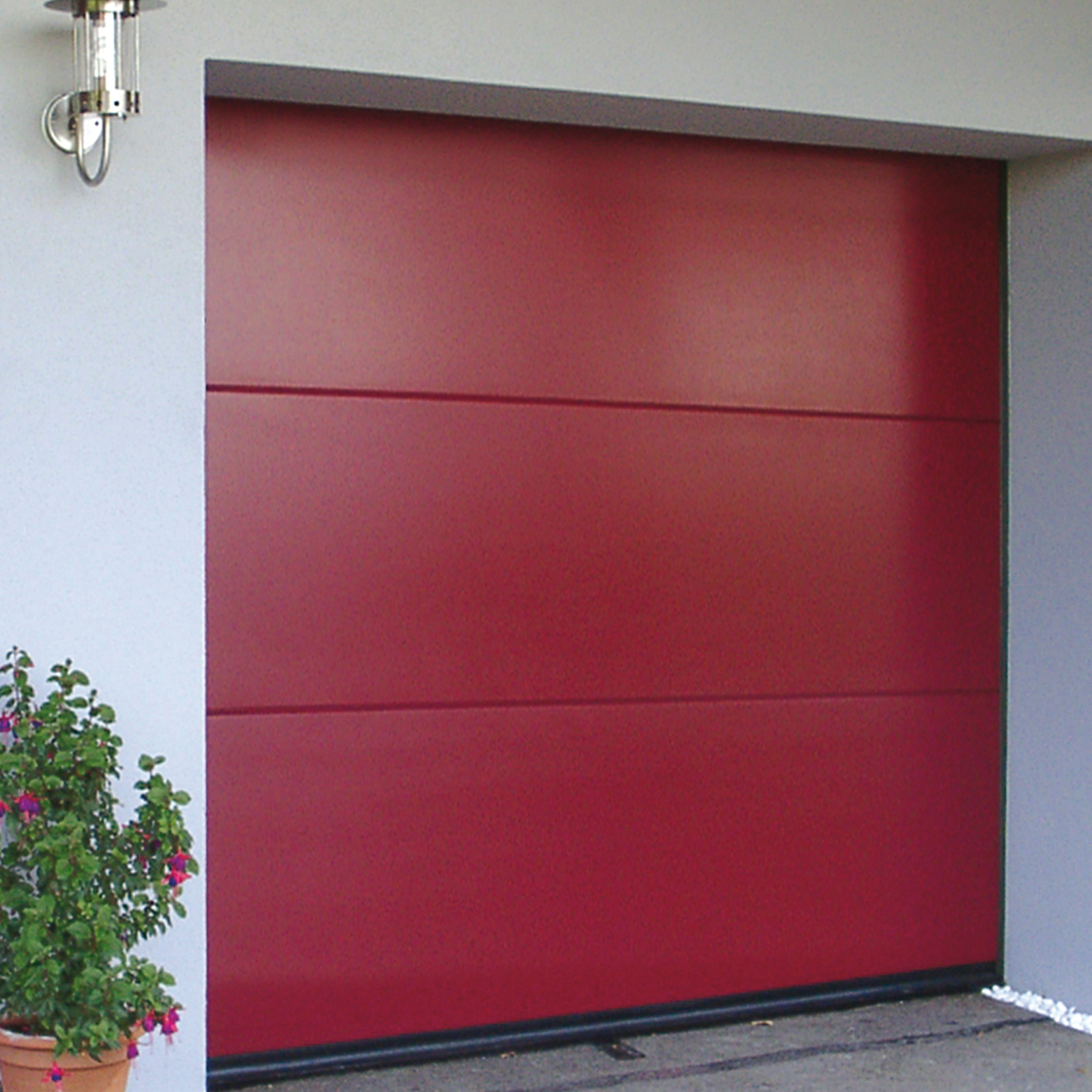 Porte de garage enroulable et sectionnelle - AEC HABITAT