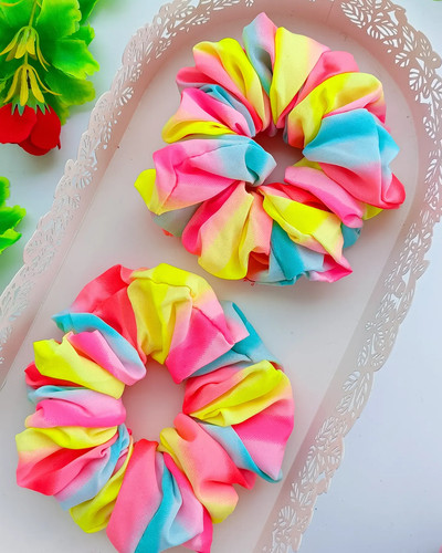 Neon Walk | Bowy Trendy