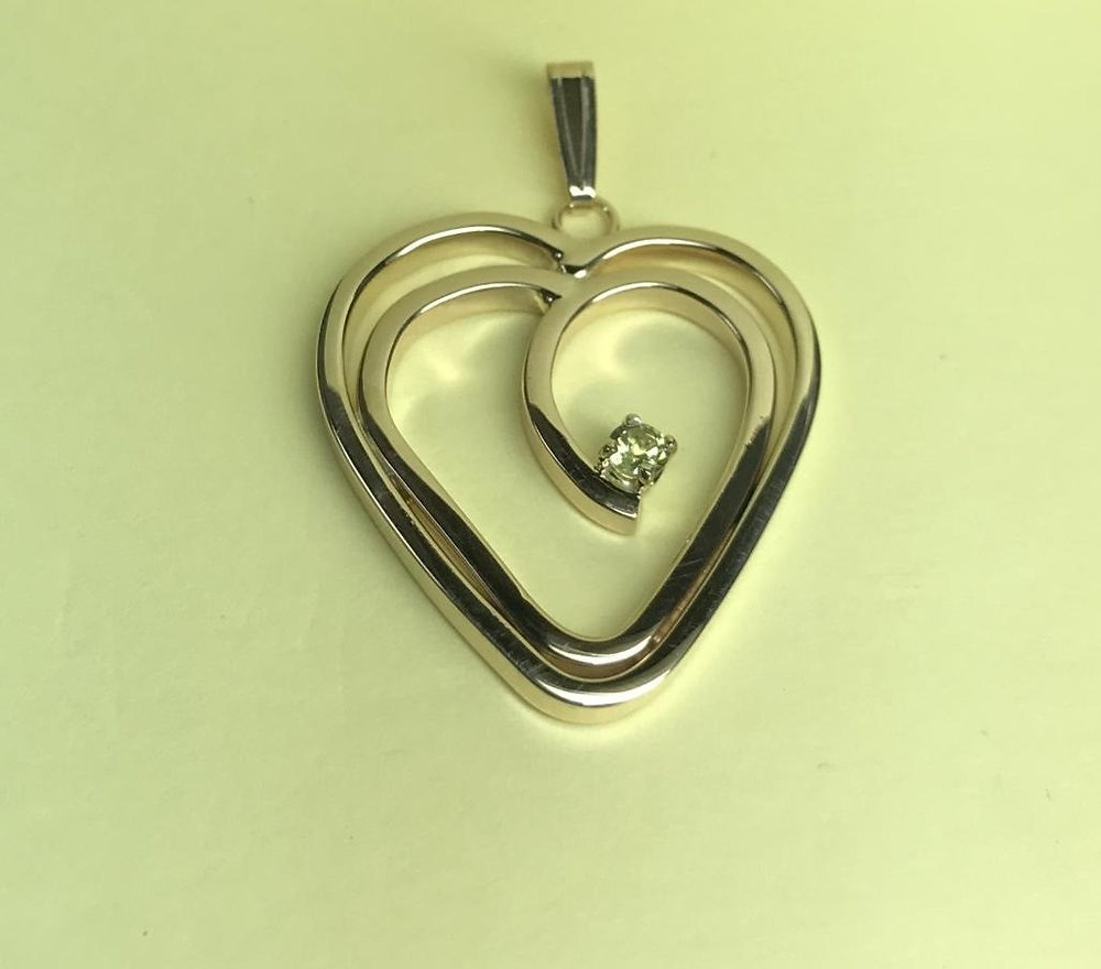 A Beautiful Way to Repurpose Wedding Rings
