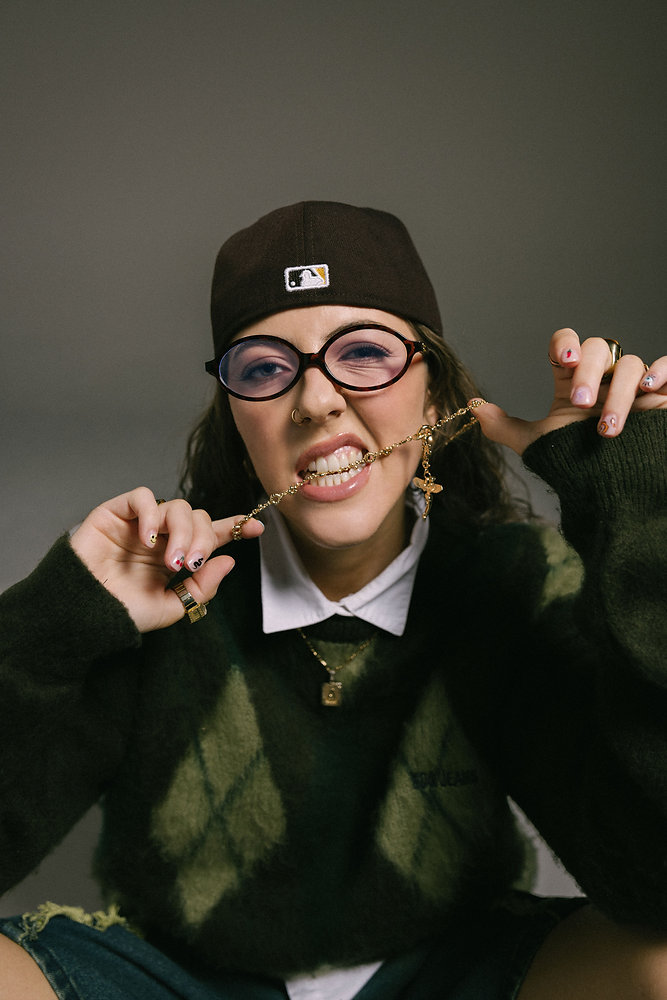 Get To Know: LYVIA