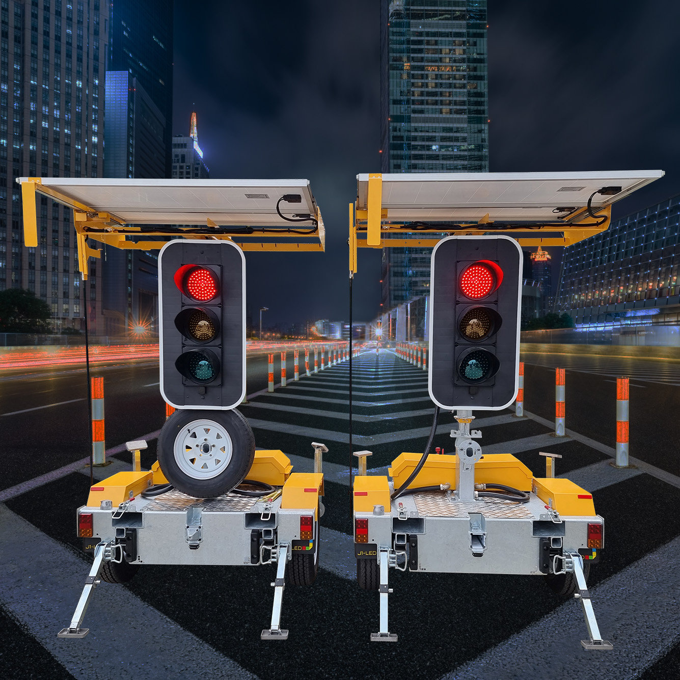 TYPE 2 PORTABLE TRAFFIC LIGHT TRAILERS