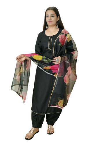 Muka Black Rayon solid Kurta Set with organza dupatta for Woman | Muka