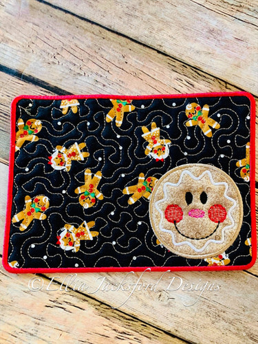ITH No Sew Gingerbread Mug Rug Embroidery Design | Ellia Jacksford