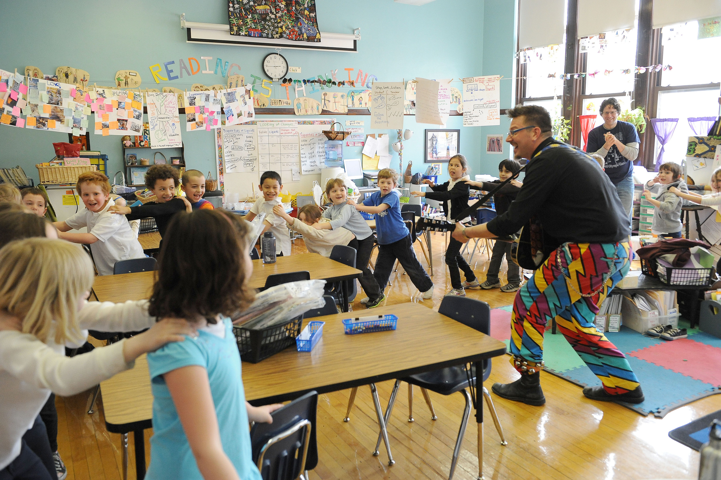 Renowned Children's Performer and Music Educator | Mr. Singer