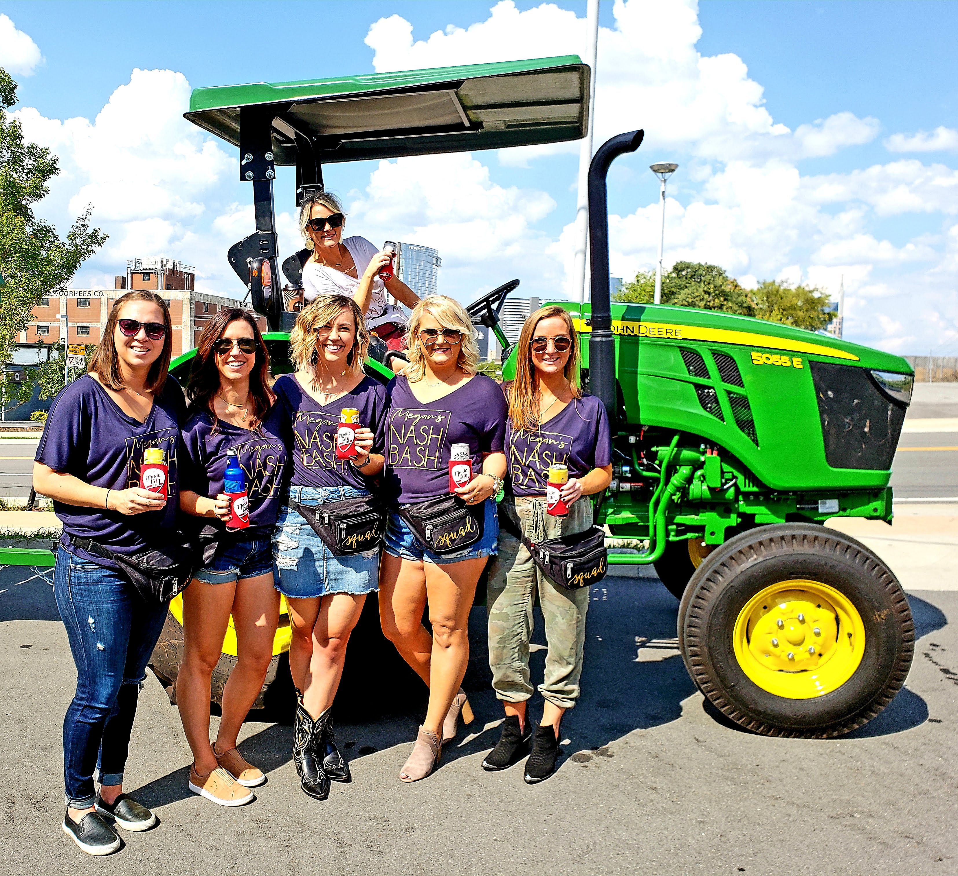 Nashville Tour | United States | Big Green Tractor Tours