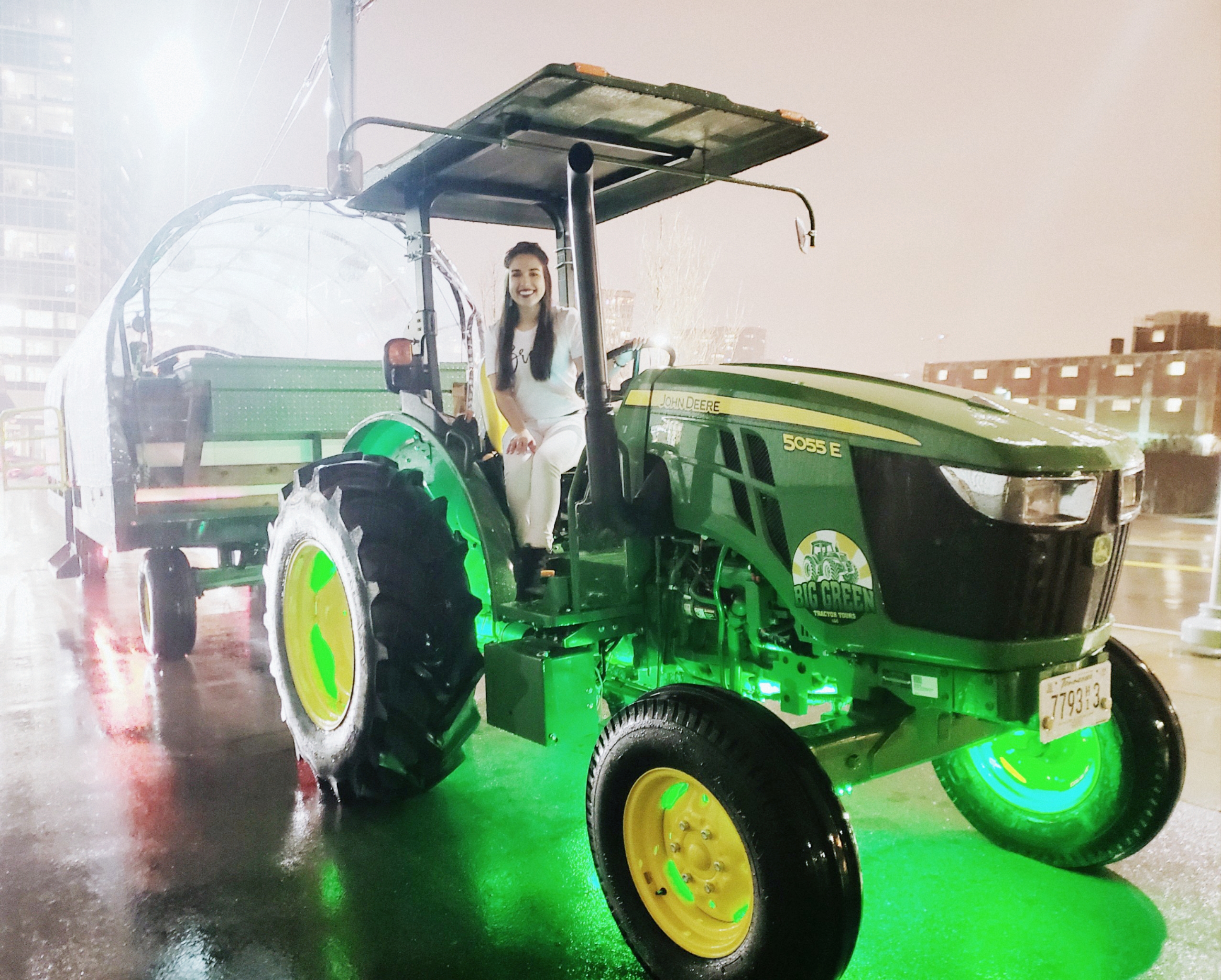 Nashville Tour | United States | Big Green Tractor Tours