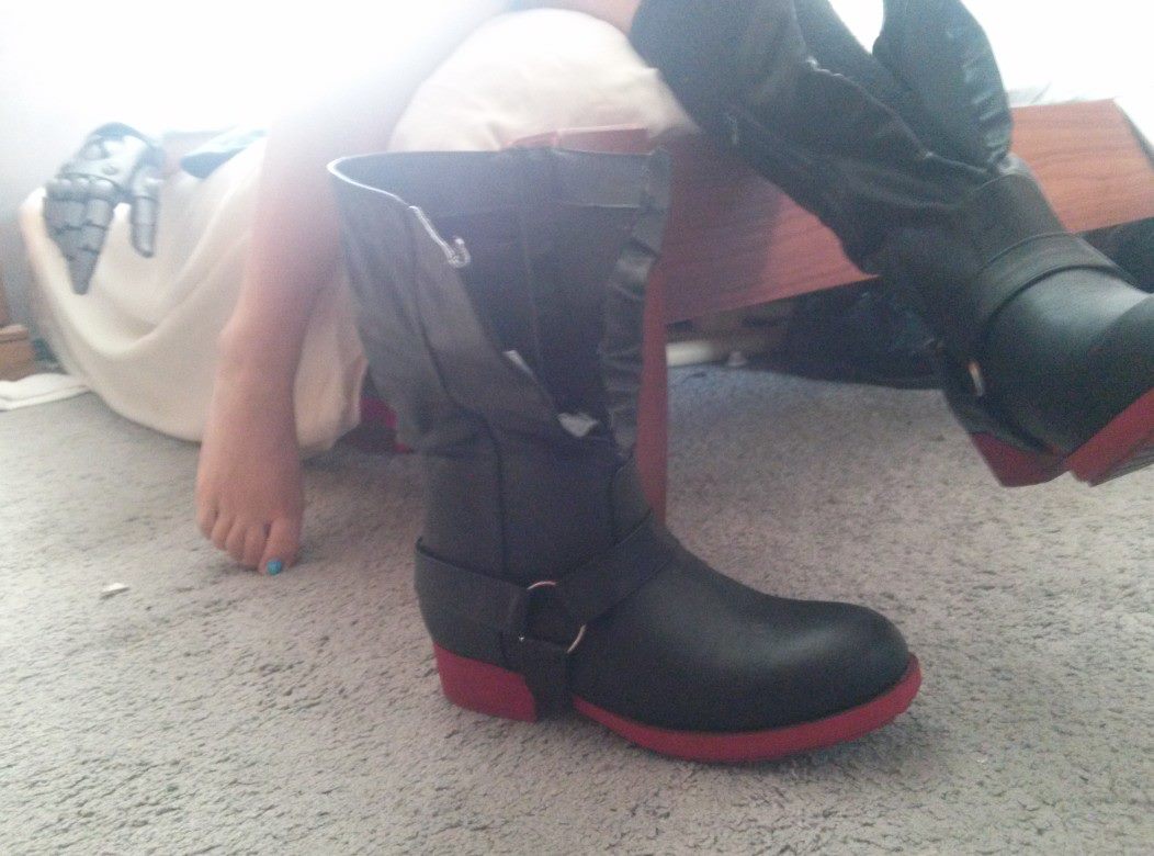 Kat Gunn @MystikGunn