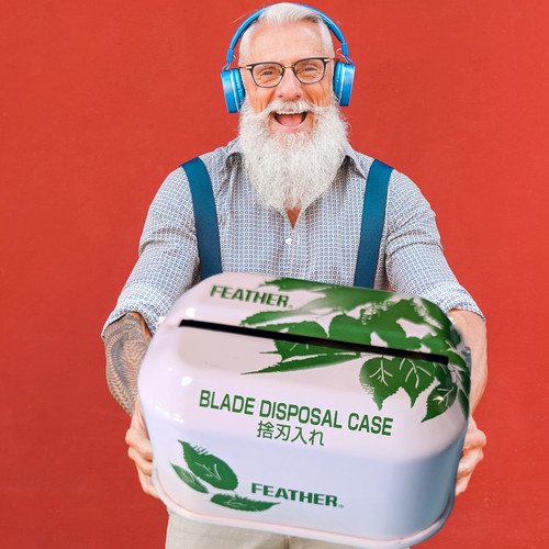 Feather razor blade disposal tin | The Dandy Cat
