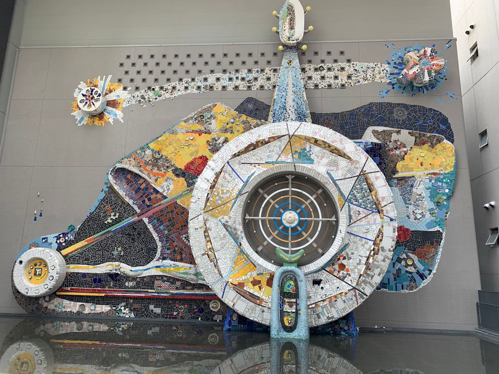 Phoenix Mosaic by Kenji Imai in Osaka, Honmachi