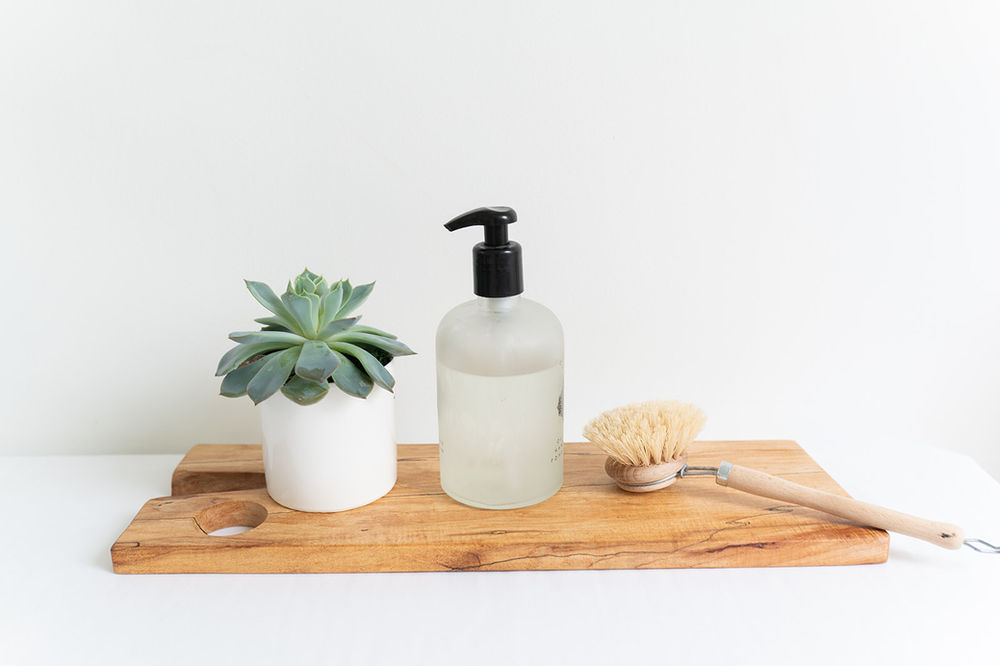 Tips and Recipes for DIY and Zero Waste Cleaning