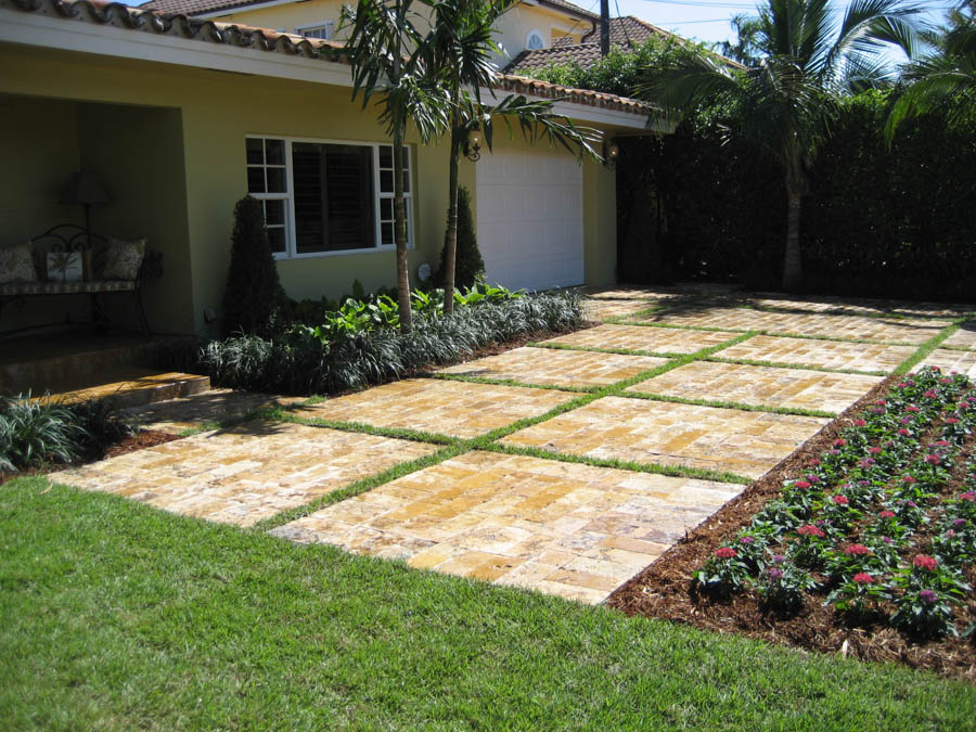 Watermark Construction pools and pavers - Home