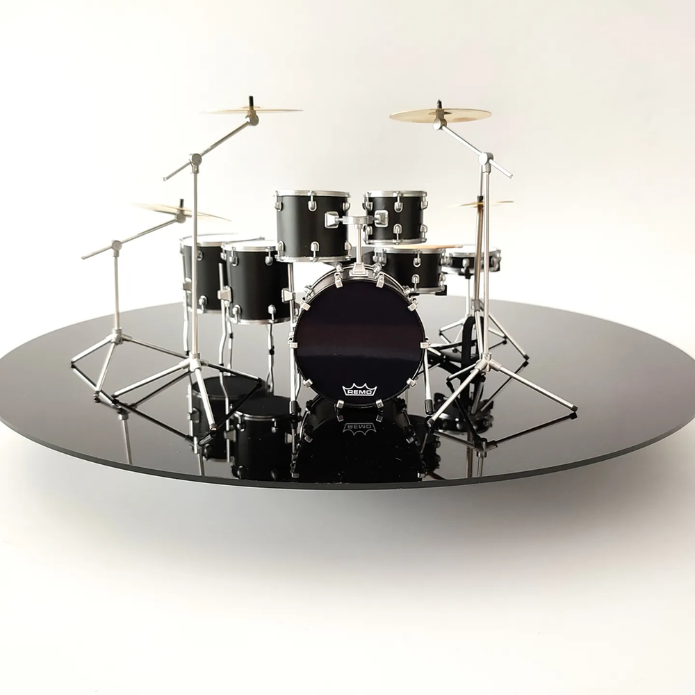 Yamaha matte black miniature drums