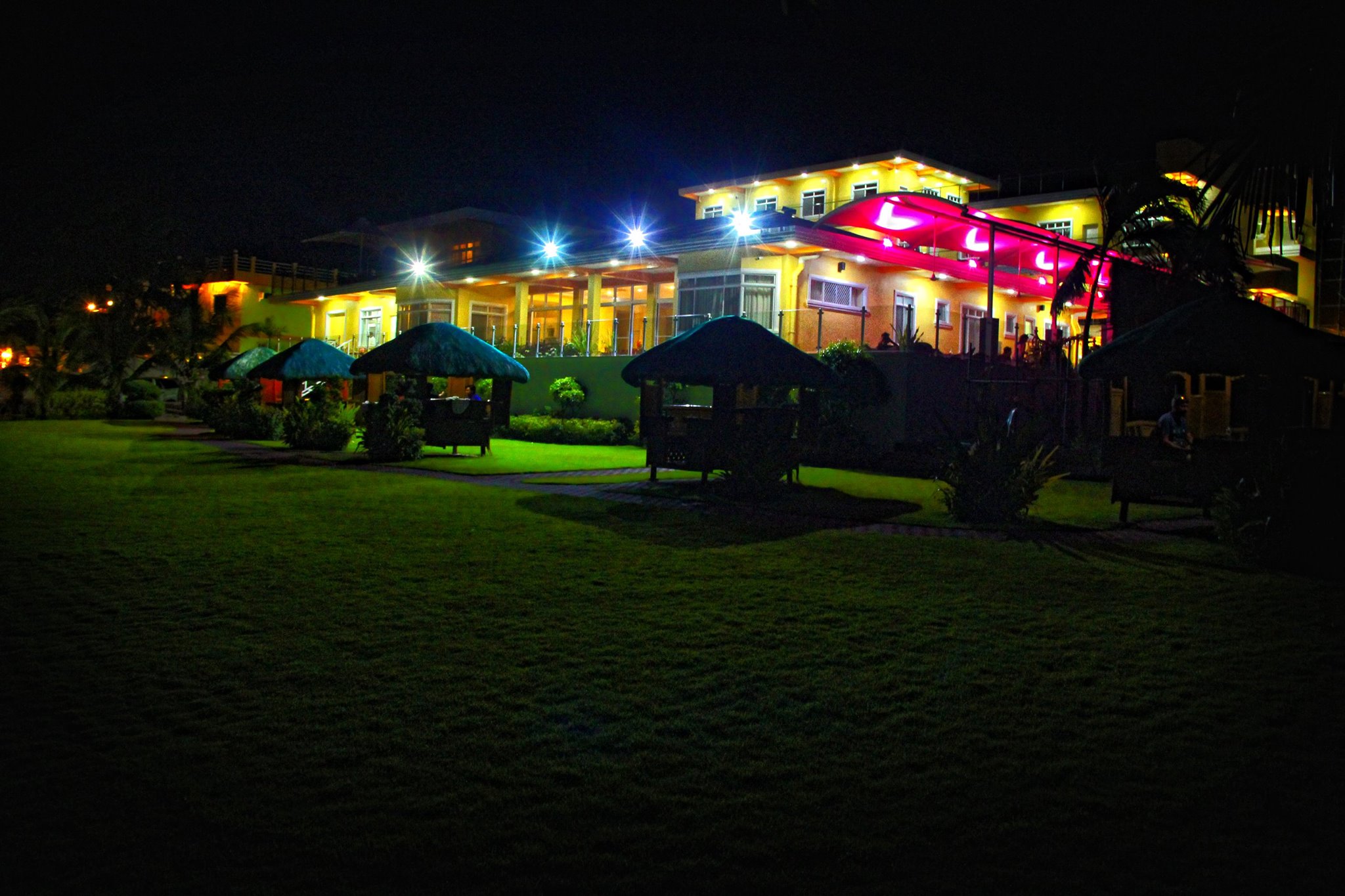 Luxury Beachfront Accommodation In San Juan La Union | Awesome Hotel